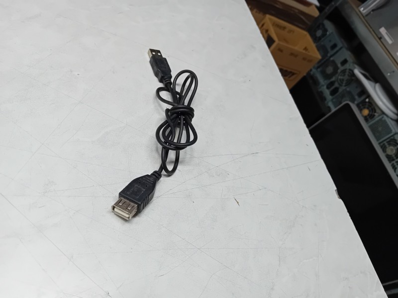 usb kabal musko zenski 1m ispravan