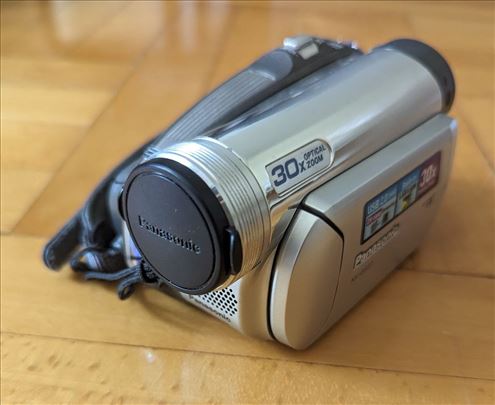 Digitalna video kamera Panasonic NV-GS37 Mini DV