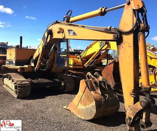 Caterpillar 225B bager guseničar po rezervnim delovima