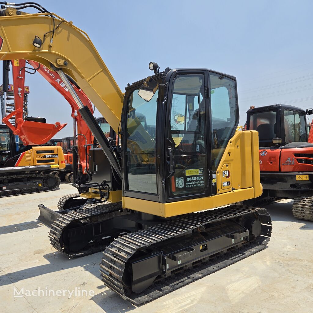 Novi Caterpillar 307.5 mini bager