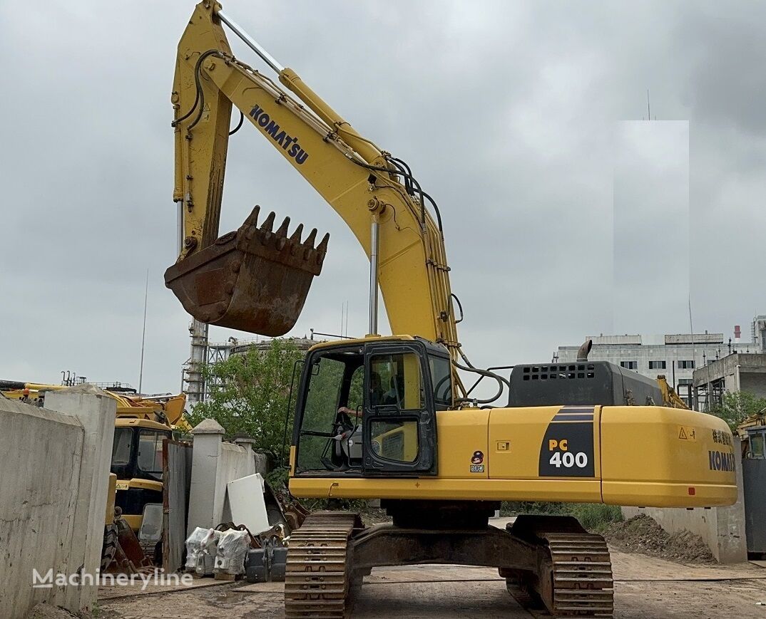 Komatsu PC400-8 bager guseničar