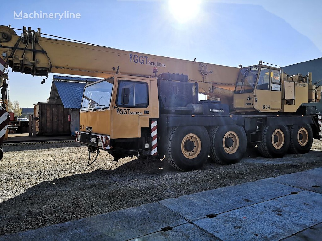 Liebherr LTM 1060 pokretna dizalica