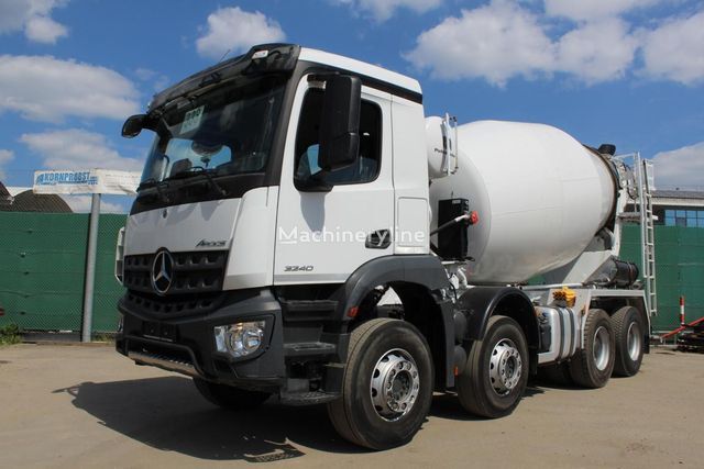 Putzmeister na šasiji Mercedes-Benz 3240 kamion s mešalicom za beton