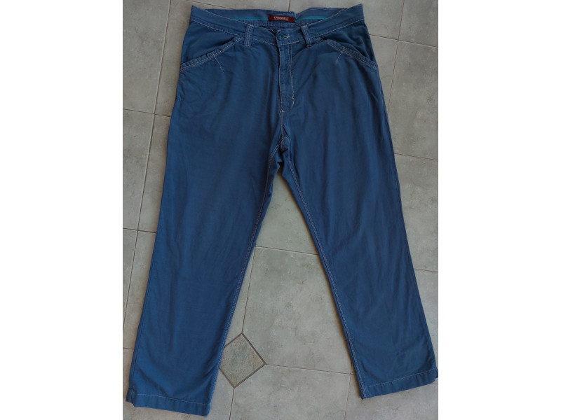 carrera letnje muske pantalone 52 L/XL