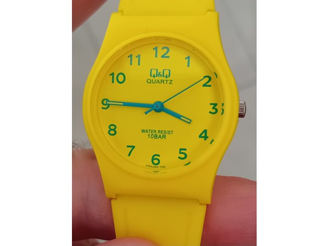Q&;Q YELLOU Limited Watch movement type Japanese Quartz