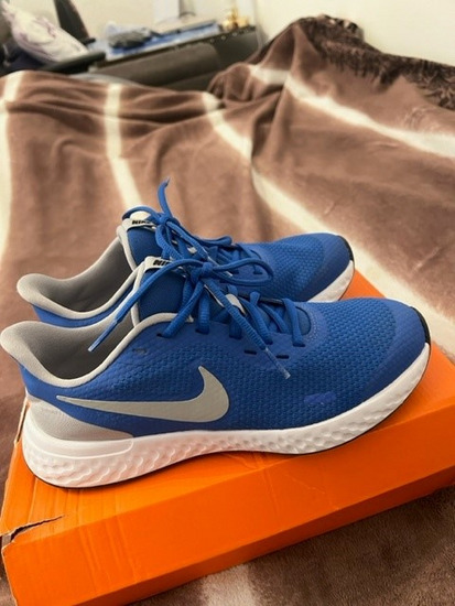 Nike patike kao nove broj 38