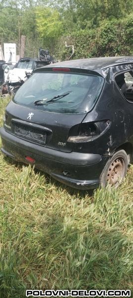 Peugeot 206 1.1benzin Kompletan Auto U Delovima