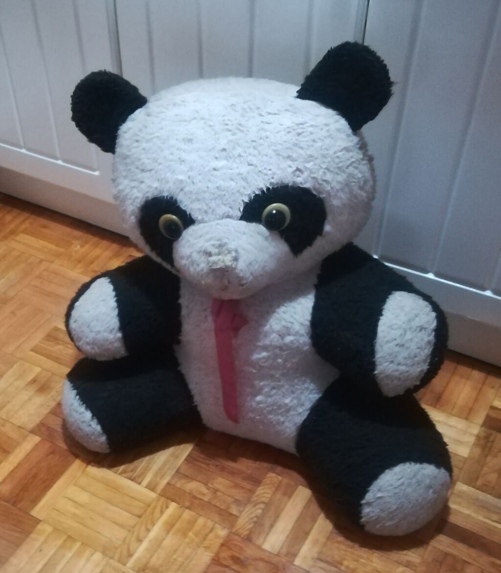 Veliki panda korišćen očuvan Dimenzije 70×65 Povoljno