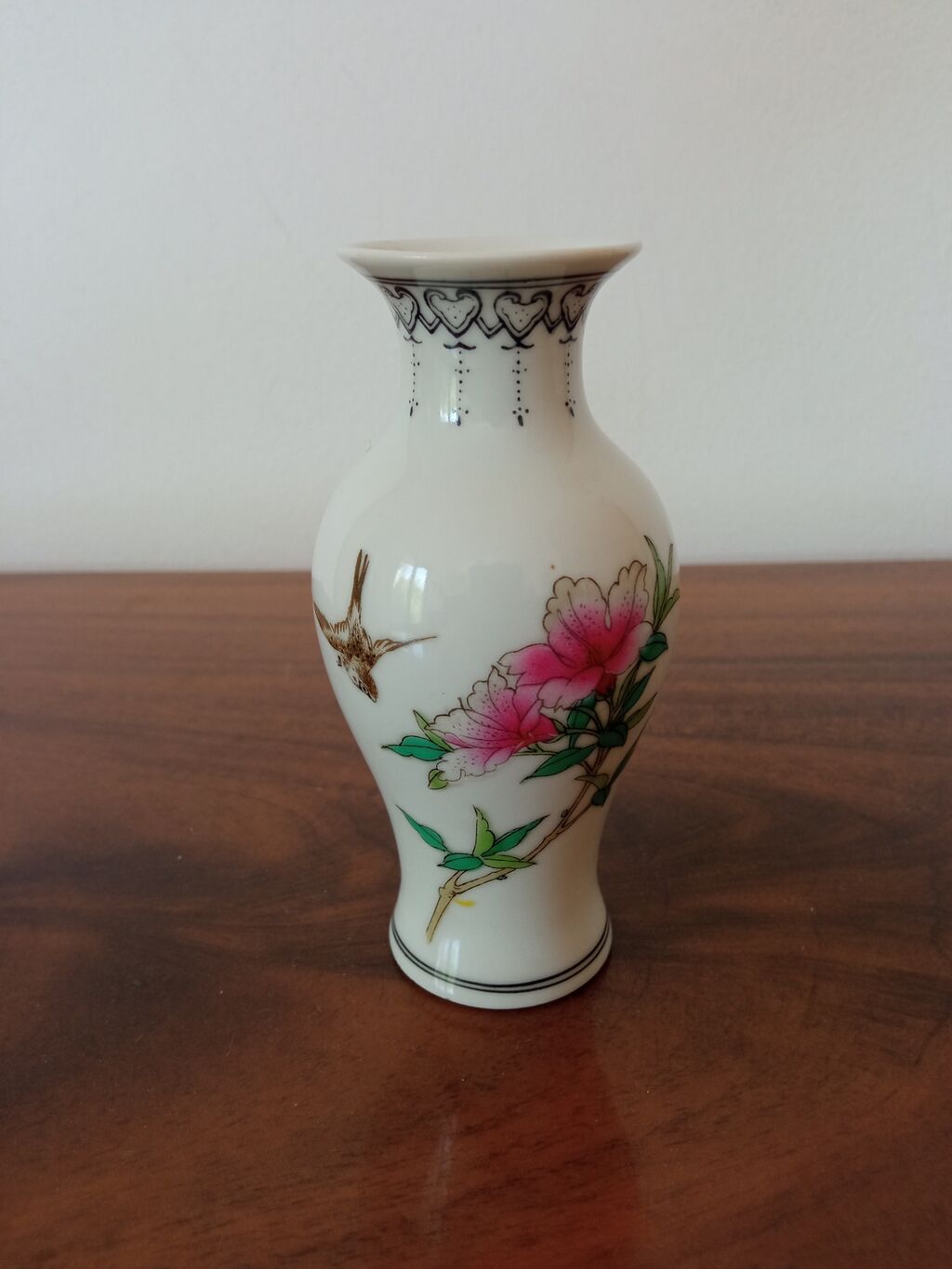 Kineska antikvarna vaza sa žigom