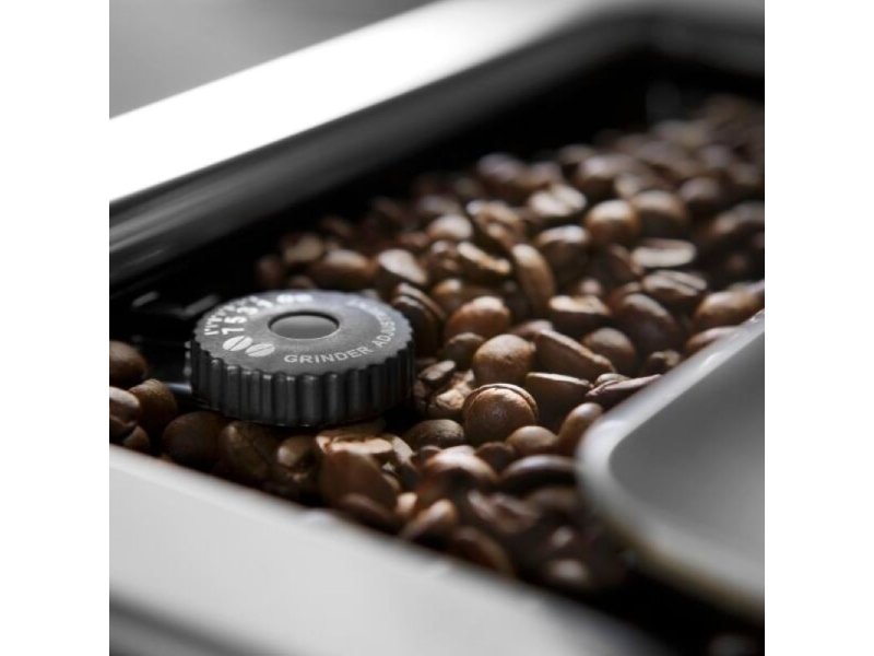 DeLonghi Espresso Aparat ECAM650.75.MS
