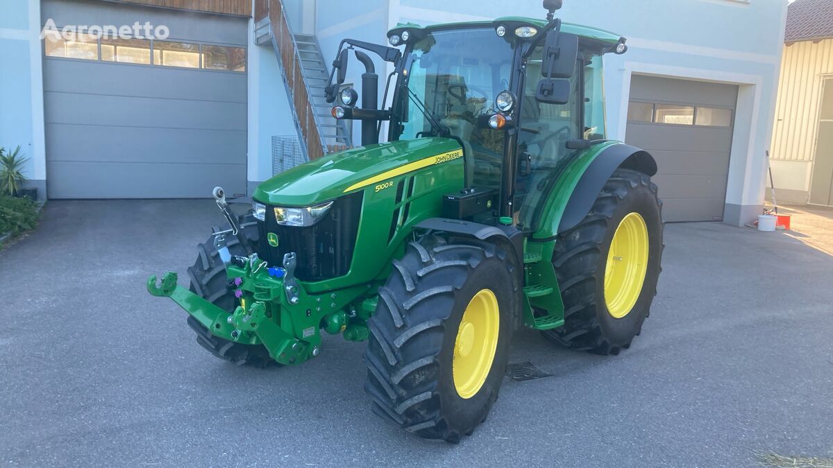 John Deere 5100R traktor točkaš