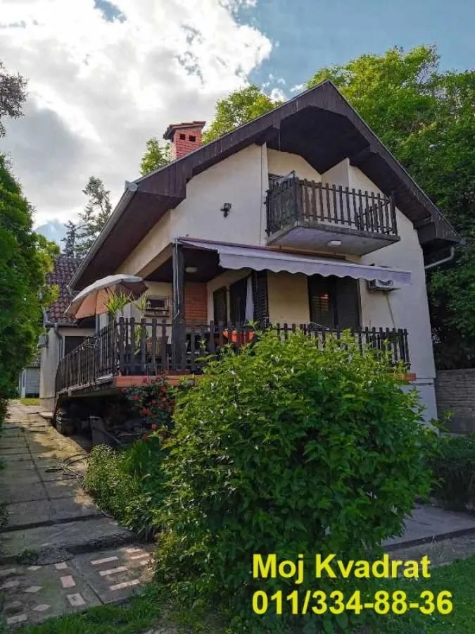 Prodaja, kuća, 214m2, Stari Banovci, Stara Pazova