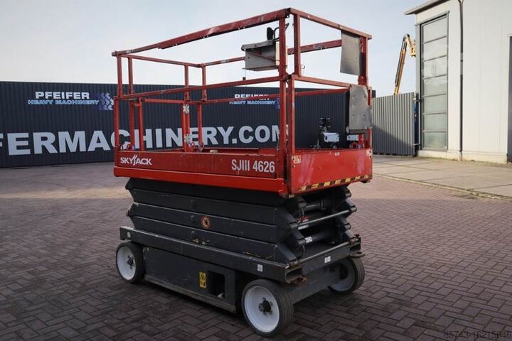 Podizanje makaza
SkyJack SJ4626 Electric, 10m Working Height, 454kg Capacit