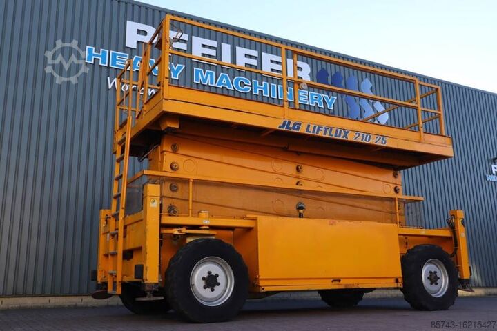 Podizanje makaza
JLG 210-25 Diesel, 4x4 Drive, 23m Working Height, 1000