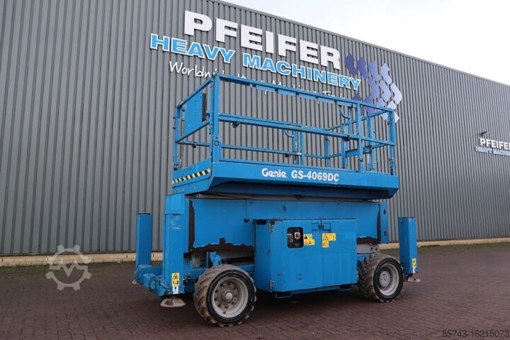 Podizanje makaza
Genie GS4069DC Electric, 14m Working Height, 363kg Capac