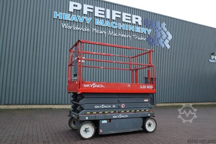 Podizanje makaza
SkyJack SJ4626 Electric, 10m Working Height, 454kg Capacit