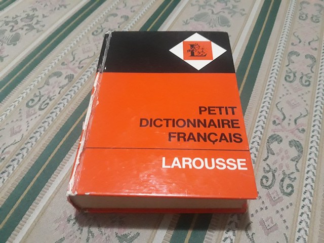 Petit dictionnaire Francais Larousse