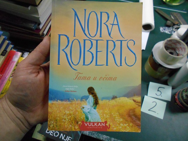 Nora Roberts - Tama u očima