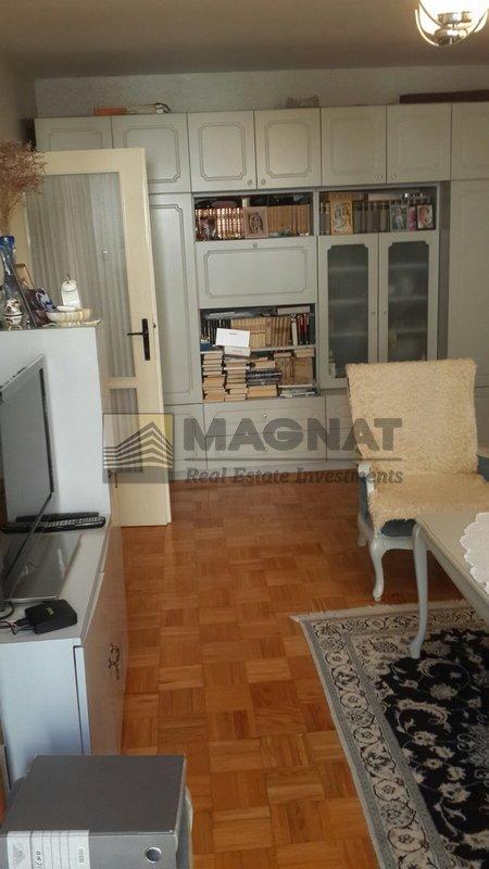 Novi Beograd | Blok 61 | 76 m2(2L) | 3.0 | V 185.000 €