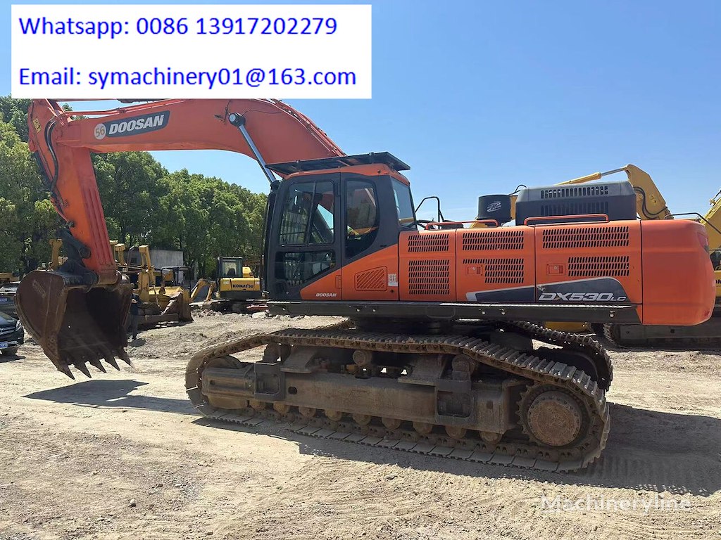 Doosan DX520 bager guseničar