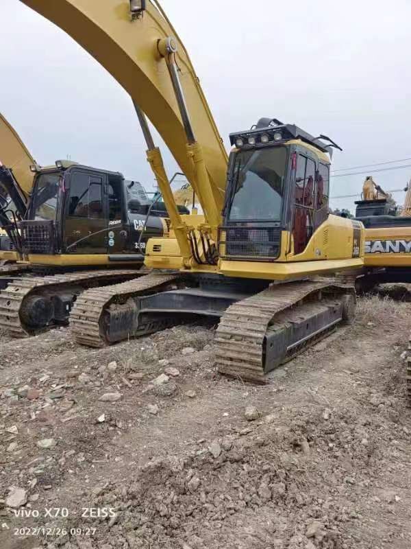 Komatsu PC360-7 bager guseničar