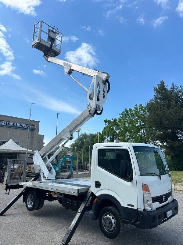 Nissan CABSTAR MULTITEL HX195 auto dizalica s korpom