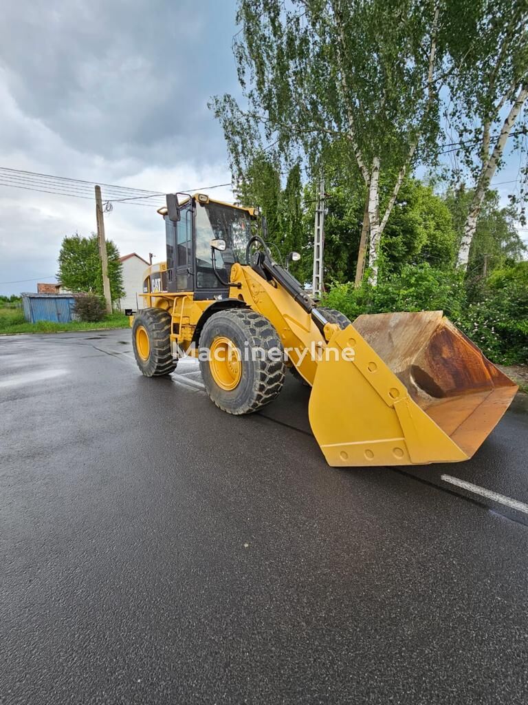 Caterpillar 930G prednji utovarivač