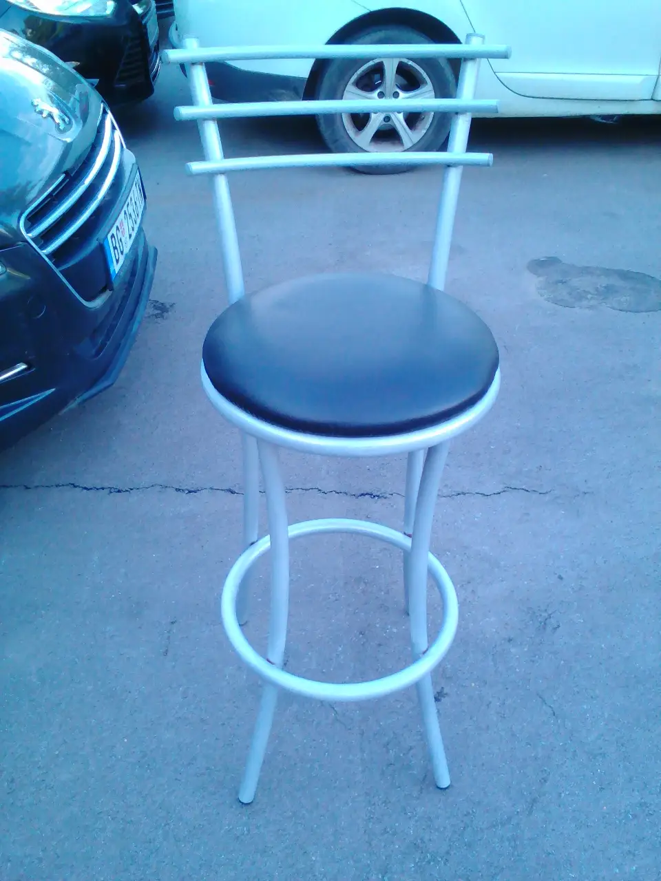 Barska – šank stolica