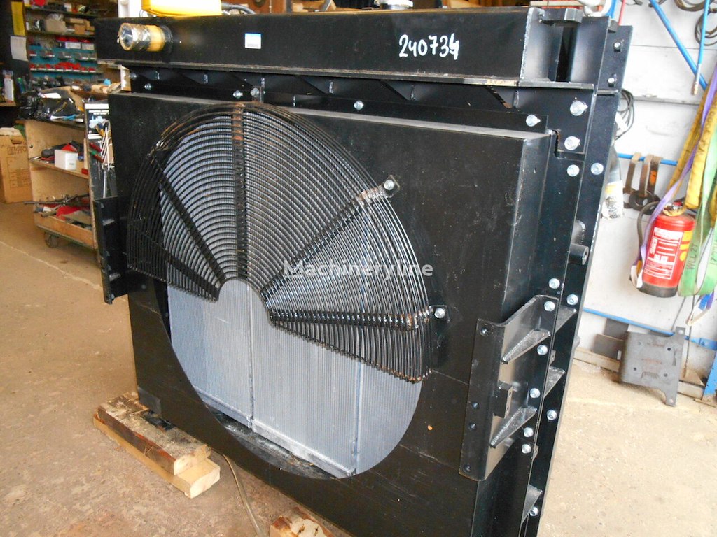 Case LN001620 LN001620 radijator za hlađenje motora za Case E805 bagera