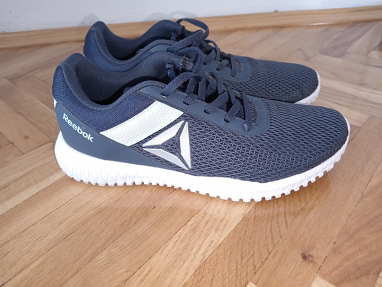 Reebok teget patike 38.5