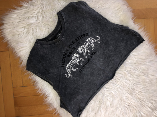 bershka crop top SNIŽENO!!!