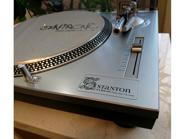 Gramofon STANTON STR8-60