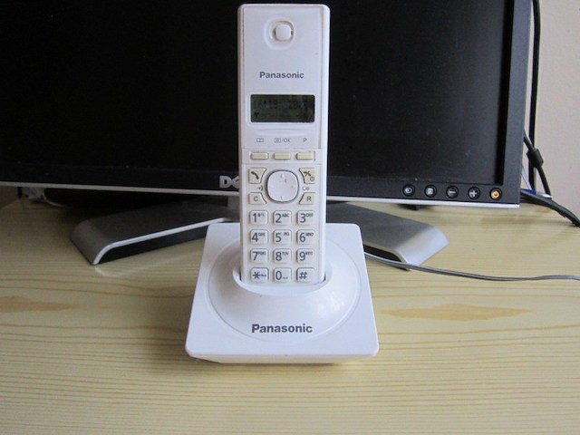 Panasonic KX-TG1711FX sa NOVIM baterijama- beli