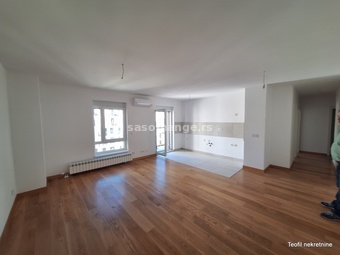 NOVI BEOGRAD ,TOŠIN BUNAR ,84m2 , (2T) ,302400e