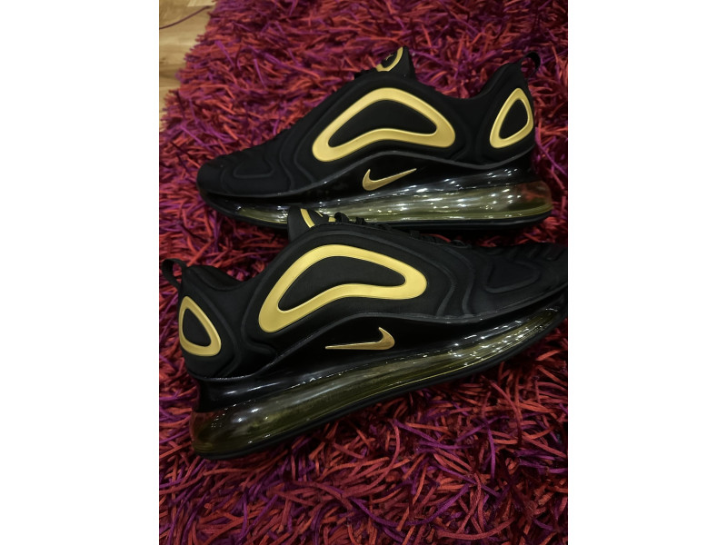 Nike air max 720 patike broj 46