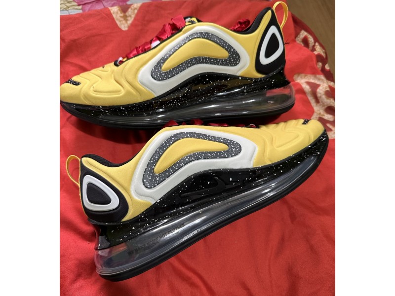 Nike air max 720 patike broj 42