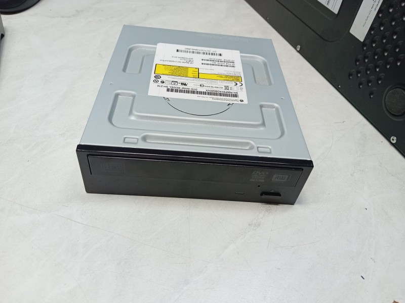 dvd rw sata hp ispravan