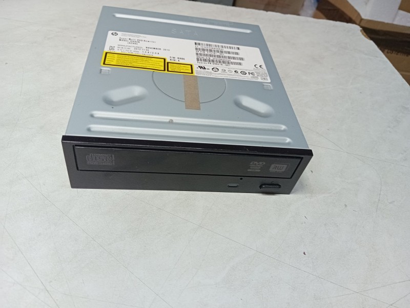 dvd rw sata hp ispravan