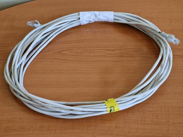Kabl UTP mrežni 10 metara sa konektorima kat 5E