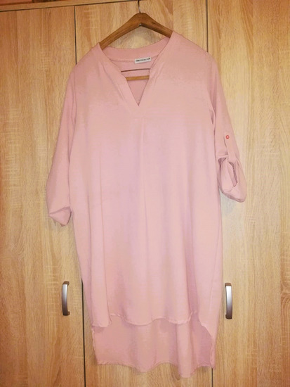 Puder roze asimetrična tunika haljina