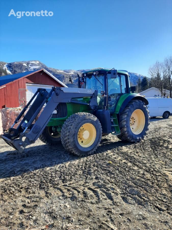 Prodaje se John Deere 6920S traktor točkaš na aukciji