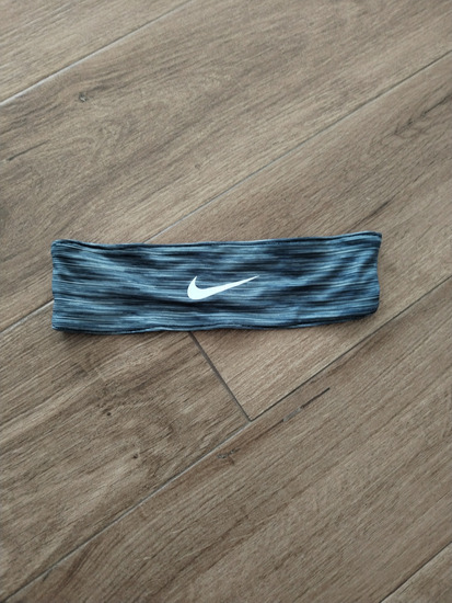 Nike traka za glavu