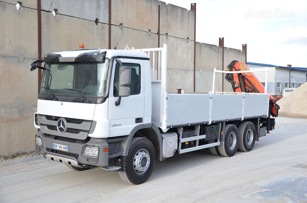 Mercedes-Benz Actros 2641 kamion s ravnom platformom