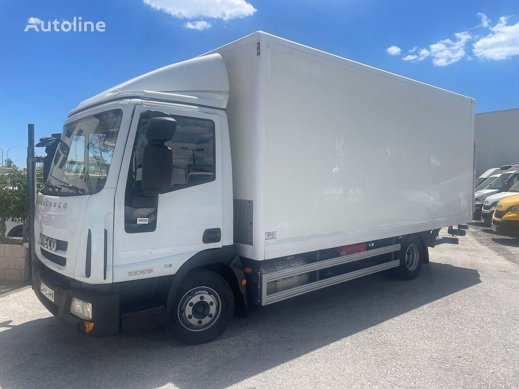 IVECO EUROCARGO PAQUETERO kamion furgon