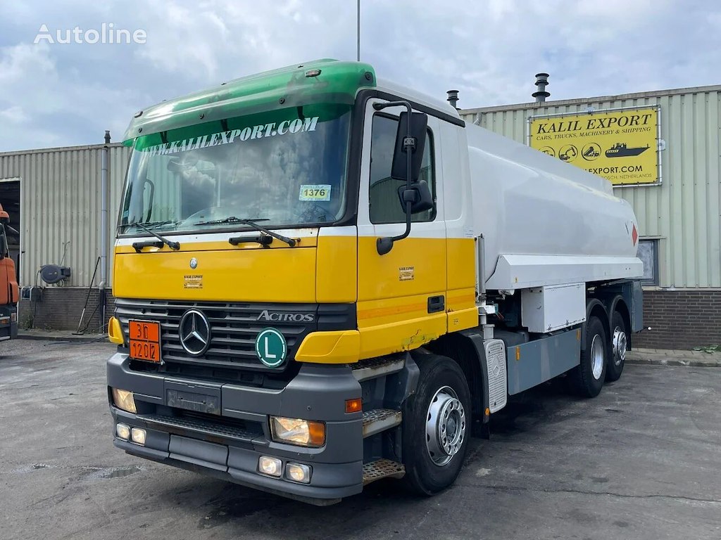 Mercedes-Benz Actros 2540 Fuel Tank Truck 20.500 Liters 6x2 V6 EPS Retarder Go autocisterna