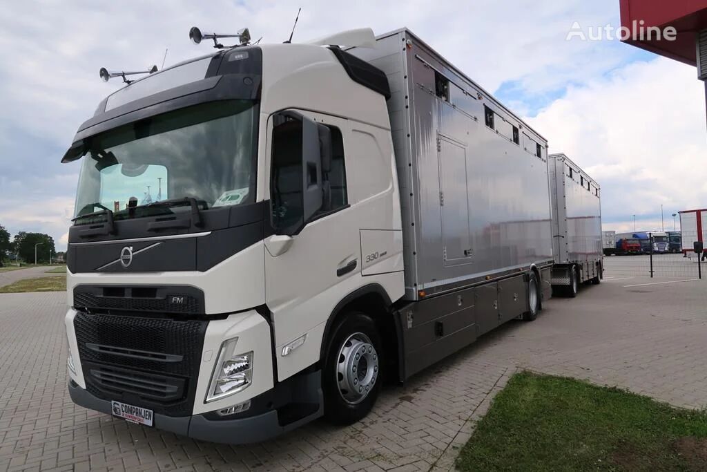 Novi Volvo FM 330 Globetrotter kamion za prevoz stoke