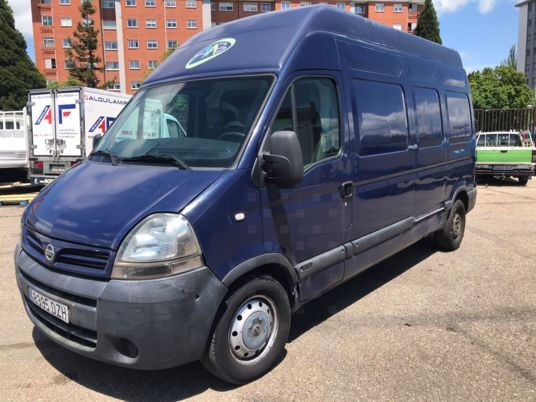 Nissan Interstar minibus furgon