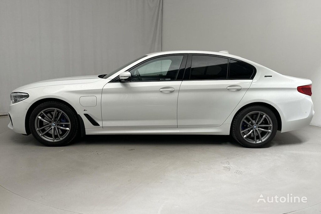 Prodaje se BMW 5-serien sedan na aukciji