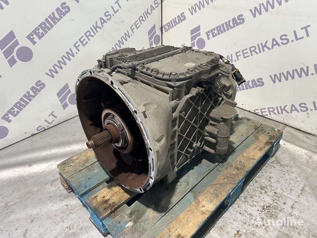 AT2612F gearbox menjač za Renault T tegljača