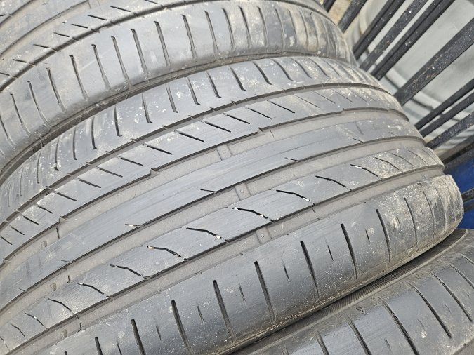 245/45 R19 CONTINENTAL